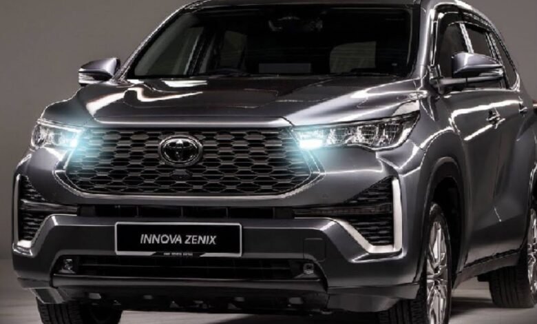 Gagah dan Nyaman! Toyota Innova Zenix 2024: MPV Premium Kini ...